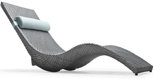 Kenneth Cobonpue designová zahradní lehátka Mermaid