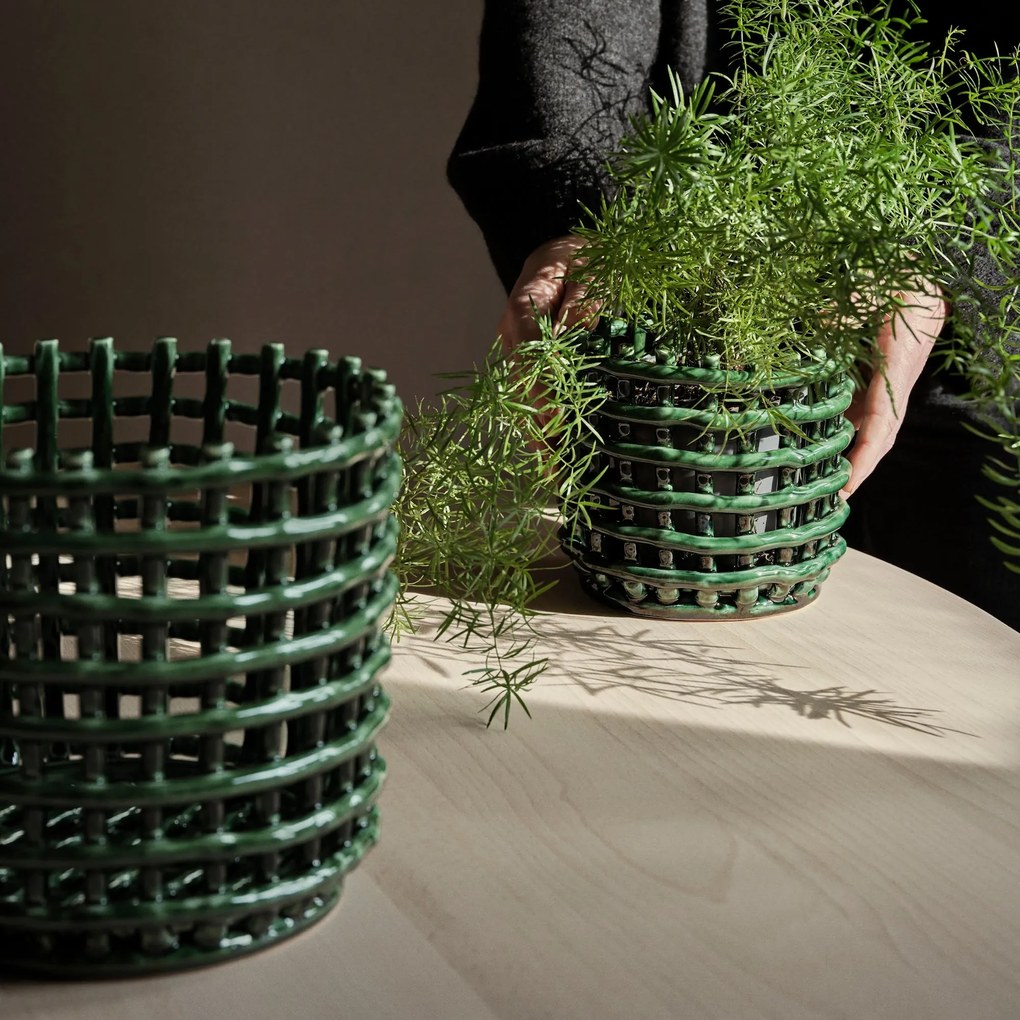 FERM LIVING Mísa Ceramic Centrepiece, Emerald Green