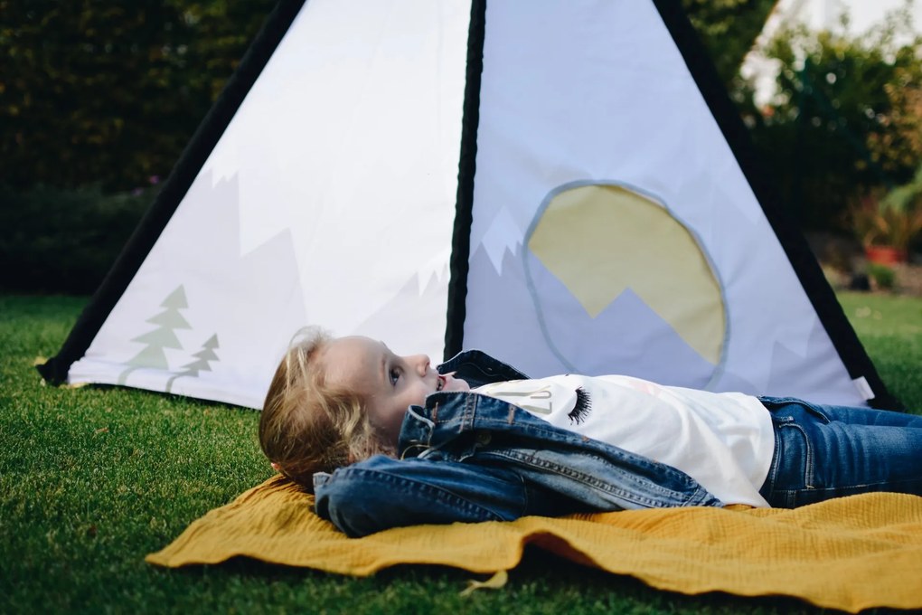 Vigvam design Teepee Mountain Forest - ČTVERCOVÉ BEZ DOPLŇKŮ