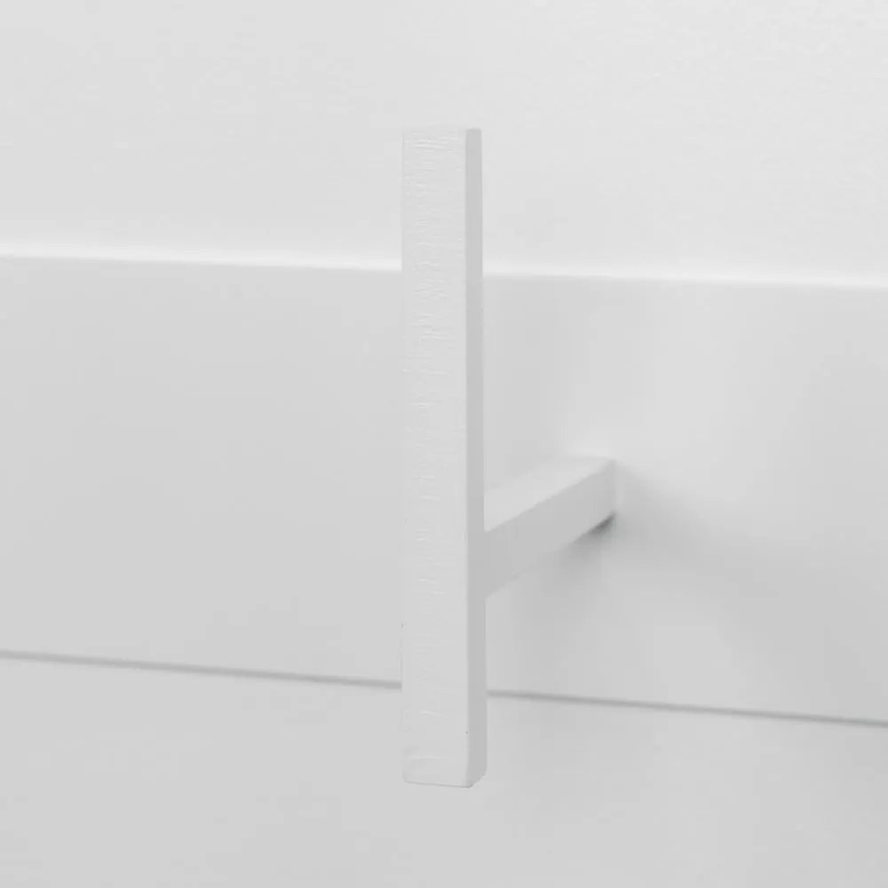 Bílý kovový nástěnný věšák Chapman – Spinder Design