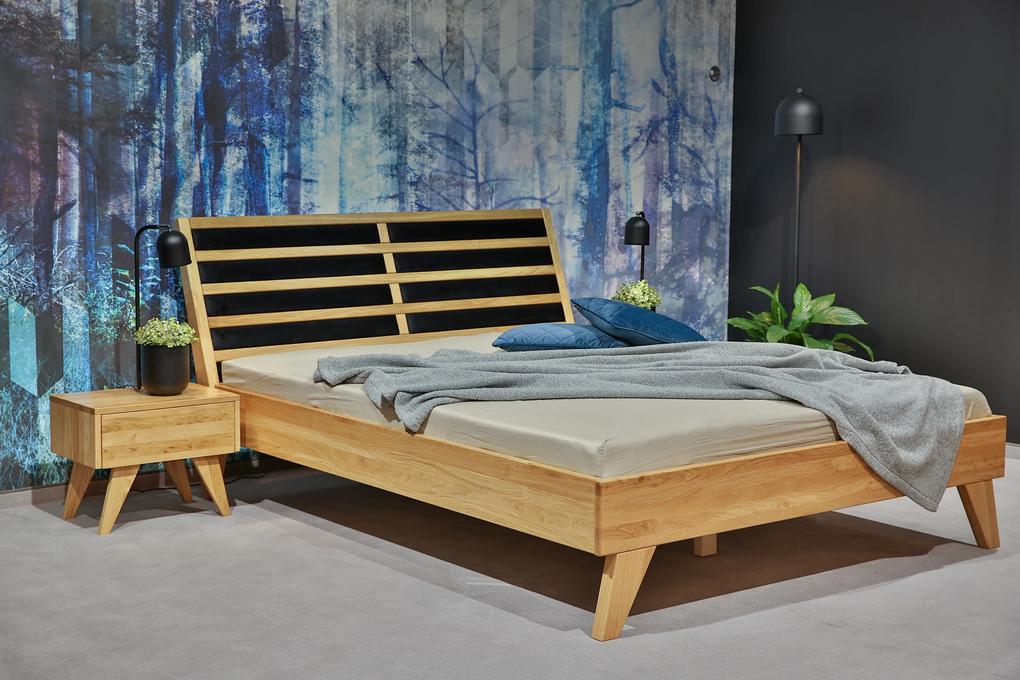 Drewmax LK302 180x200 cm dřevěná postel masiv dub dvojlůžko