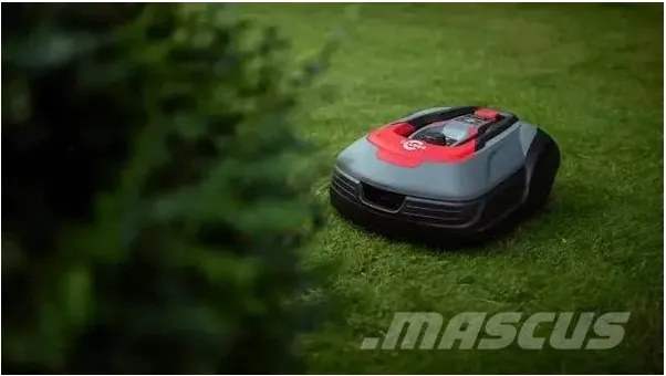 Robotická sekačka Cramer RM 2000