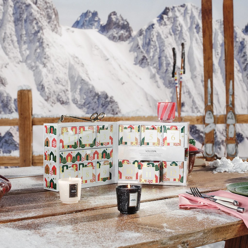 Voluspa 12denní adventní kalendář Holiday se zlatými nůžkami, 12×72 g