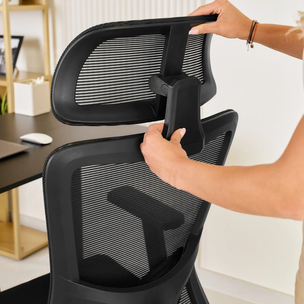 Ergonomické křeslo Piozano – Černé