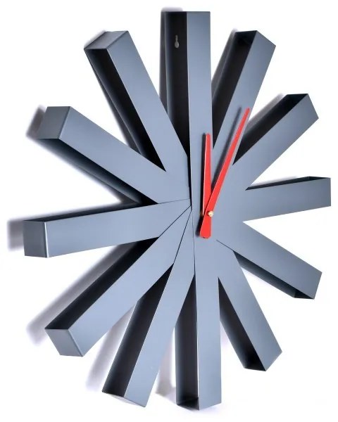 TZB Stylové nástěnné hodiny  Norweski Styl Trevlig - 50 cm stříbrné