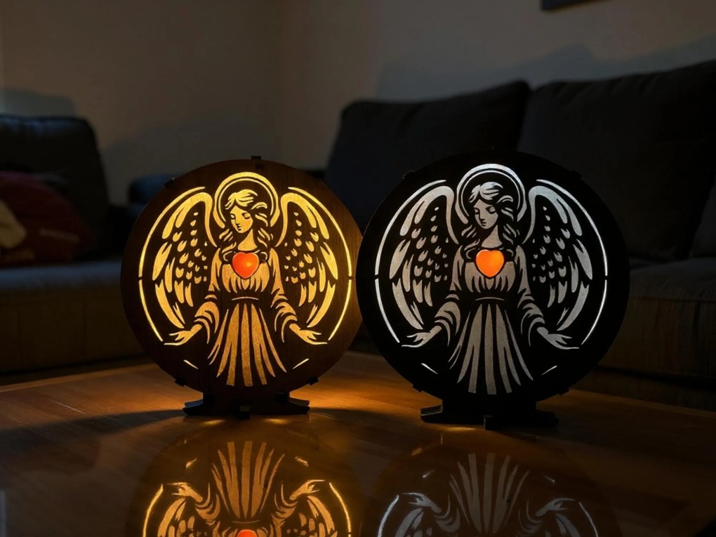 Li-Go "Anděl s karneolovým srdcem" dřevěná lampa s dvojitým podsvícením 20x22 cm dub