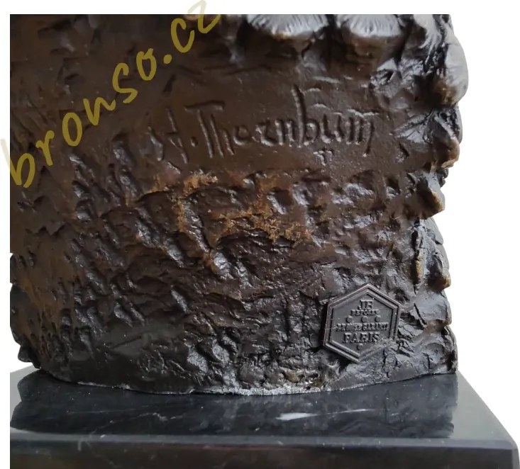 Hlava orla – bronzová socha, realistická dekorace, luxusní doplněk interiéru (Bronzová socha hlavy orla)