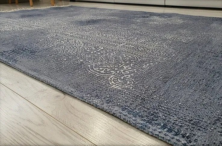 HU Modrý orientální koberec Banco 1030-BLUE Rozměr: 60x110 cm