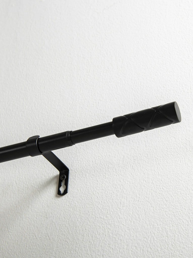 MK Lůžkoviny Garnýž jednořadá Roberto - matná černá 160 - 300 cm