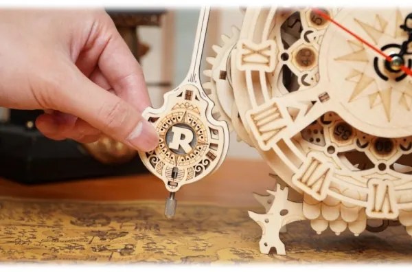 RoboTime - 3D dřevěné mechanické puzzle Soví hodiny 1xAA