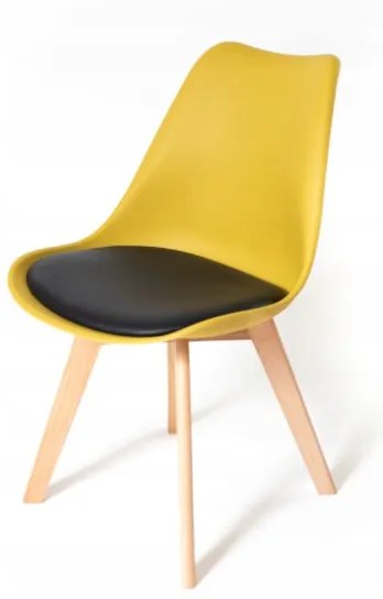 Židle v skandinávském stylu žluté barvy
