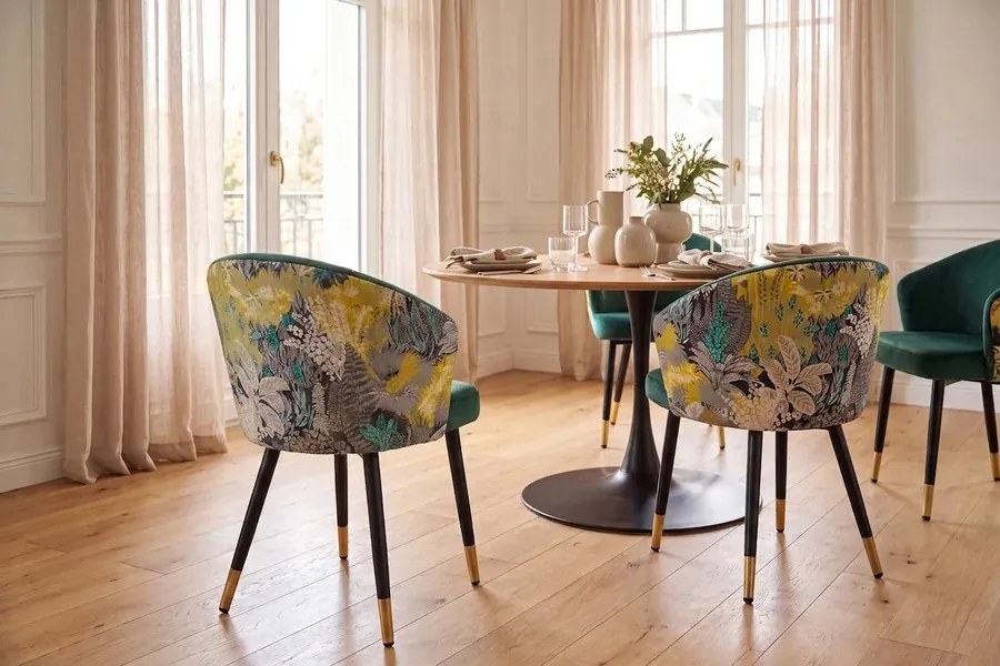 Designová židle Scarlet CLASSIQUE zelený samet