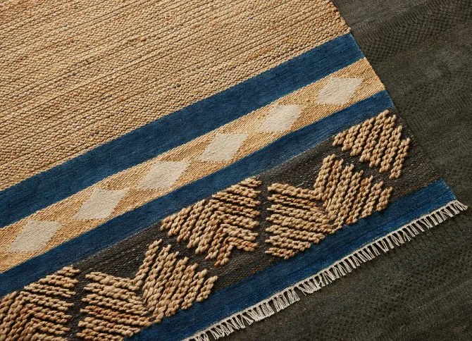 Diamond Carpets India, Ručně vázaný kusový koberec Agra Palace DE 2283 Natural Mix, 200x290, modrá, chodba / předsíň