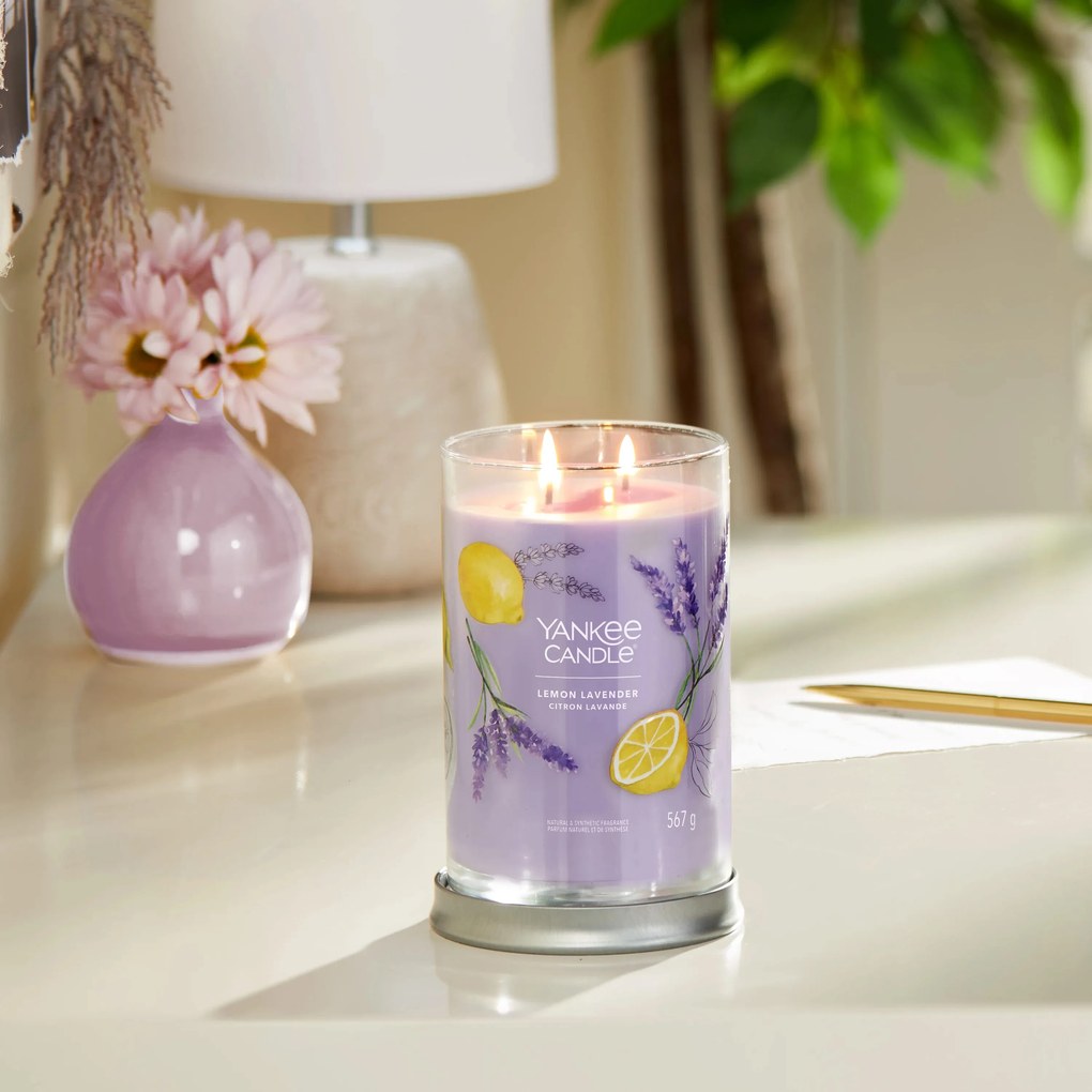 Yankee Candle – Signature Tumbler svíčka Lemon Lavender (Citron a levandule) Velikost: velká 567 g