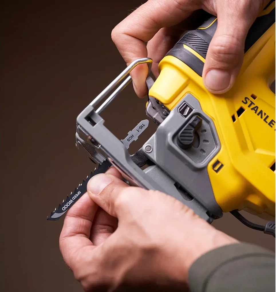 Aku přímočará pila Stanley FatMax V20 SFMCS650B 18V bezuhlíková bez nabíječky a baterie