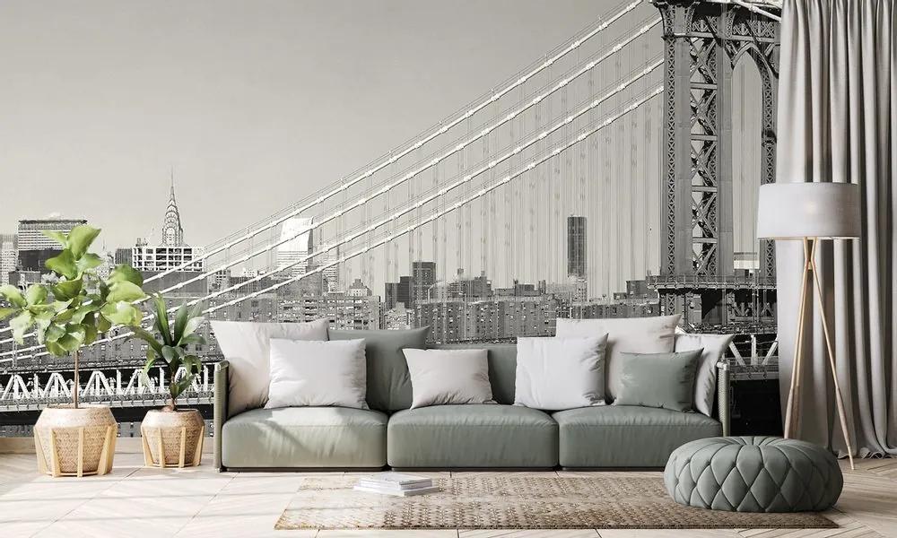 Tapeta most v New Yorku černobílý - 375x250 cm