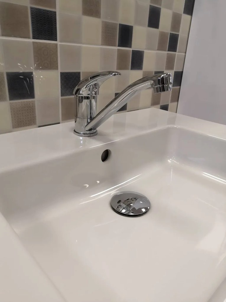 Slezák - RAV Umyvadlová baterie bez výpusti SÁZAVA - SAx15.x, Chrom Připojovací hadičky - závit: 1/2", Typ ovládací páky: Ovládací páka č.: 0 - (SA015.0)