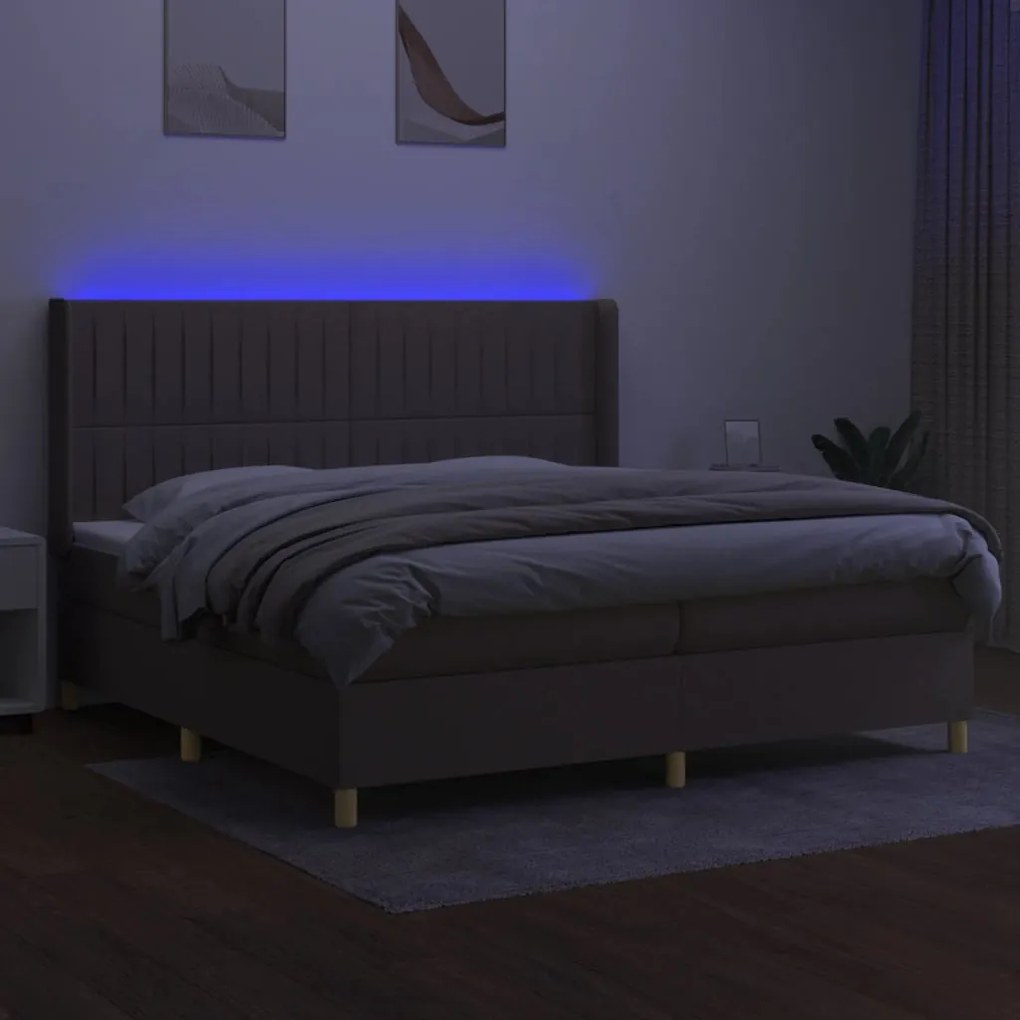 Box spring postel s matrací a LED taupe 200x200 cm textil 3139065