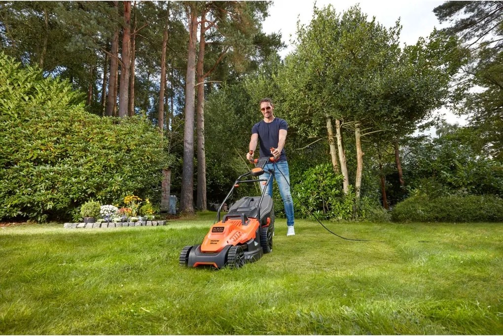 Elektrická sekačka Black+Decker BEMW471ES-QS, 1600W, záběr 38cm