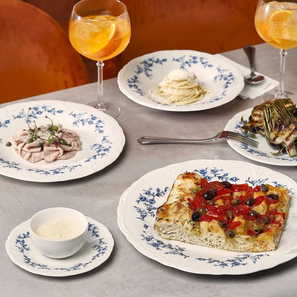 Bílá/modrá porcelánová miska 410 ml Retro – BonBistro
