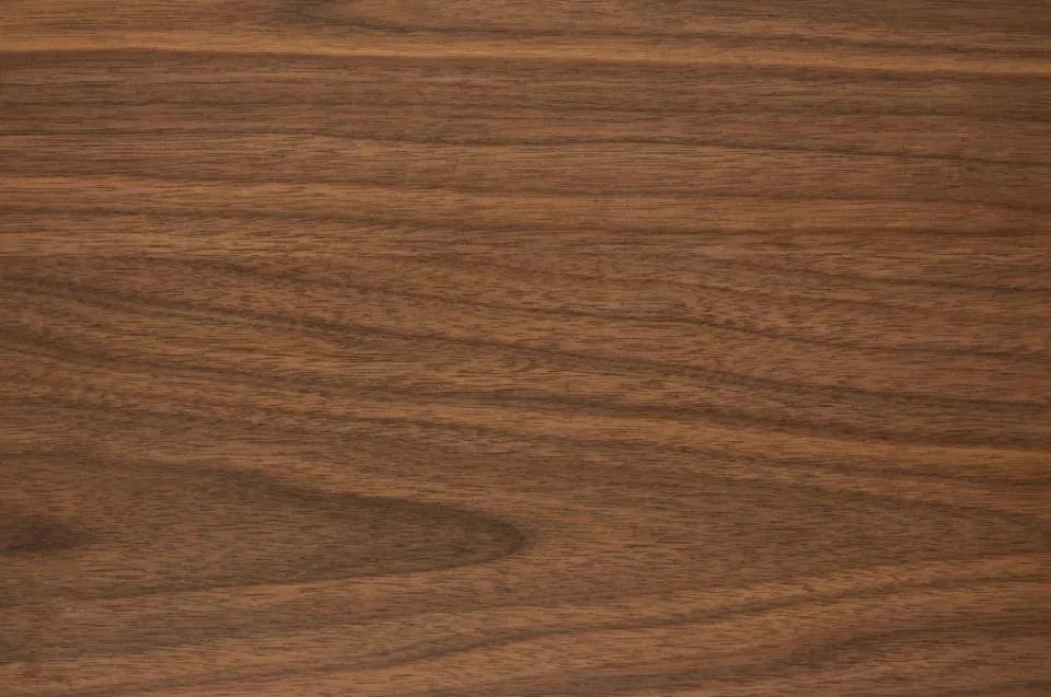 Kulatý jídelní stůl Roxby 120 cm ořech