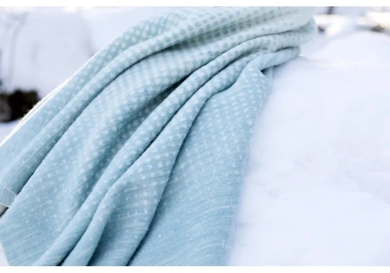 Vlněná deka Juhannus 150x200, přírodně barvená modrá / Finnsheep