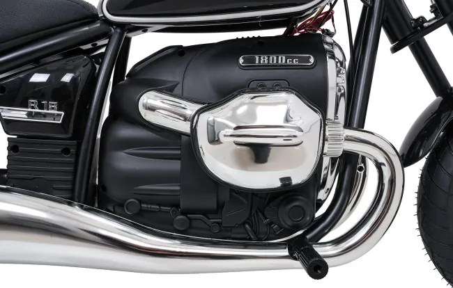 Elektrická motorka BMW R18 černá