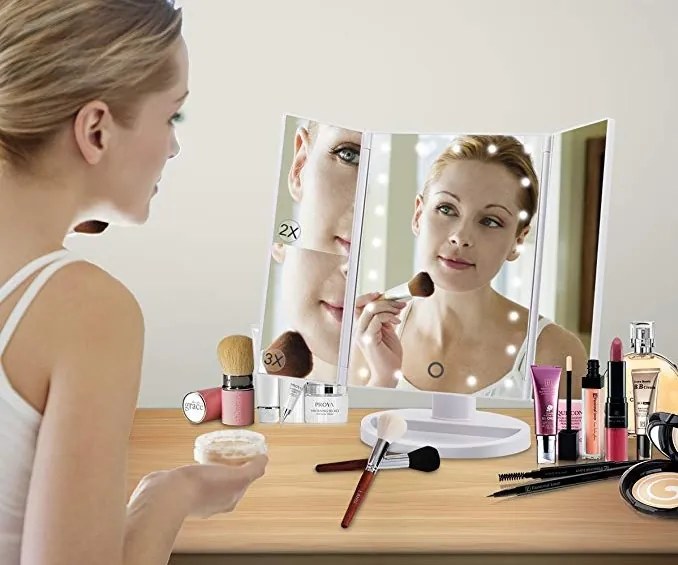 Bezdoteku Třípanelové kosmetické make-up zrcátko s led osvětlením bílé zvětšovací