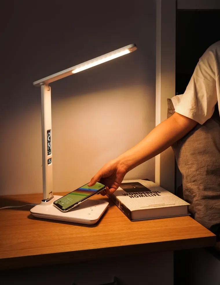 LED stolní lampička Immax KINGFISHER Qi  bílá s bezdrátovým nabíjením Qi a USB