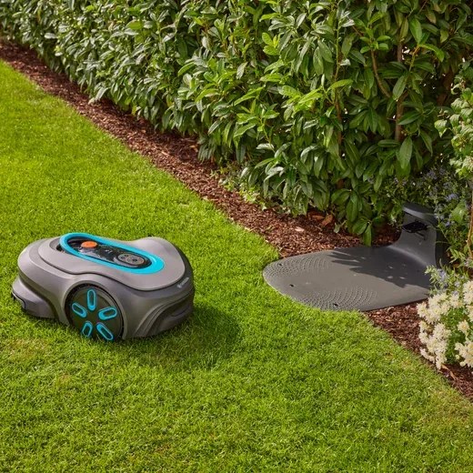 © 2024 - 2025 GARDENA smart SILENO pro 500 m², robotická sekačka
