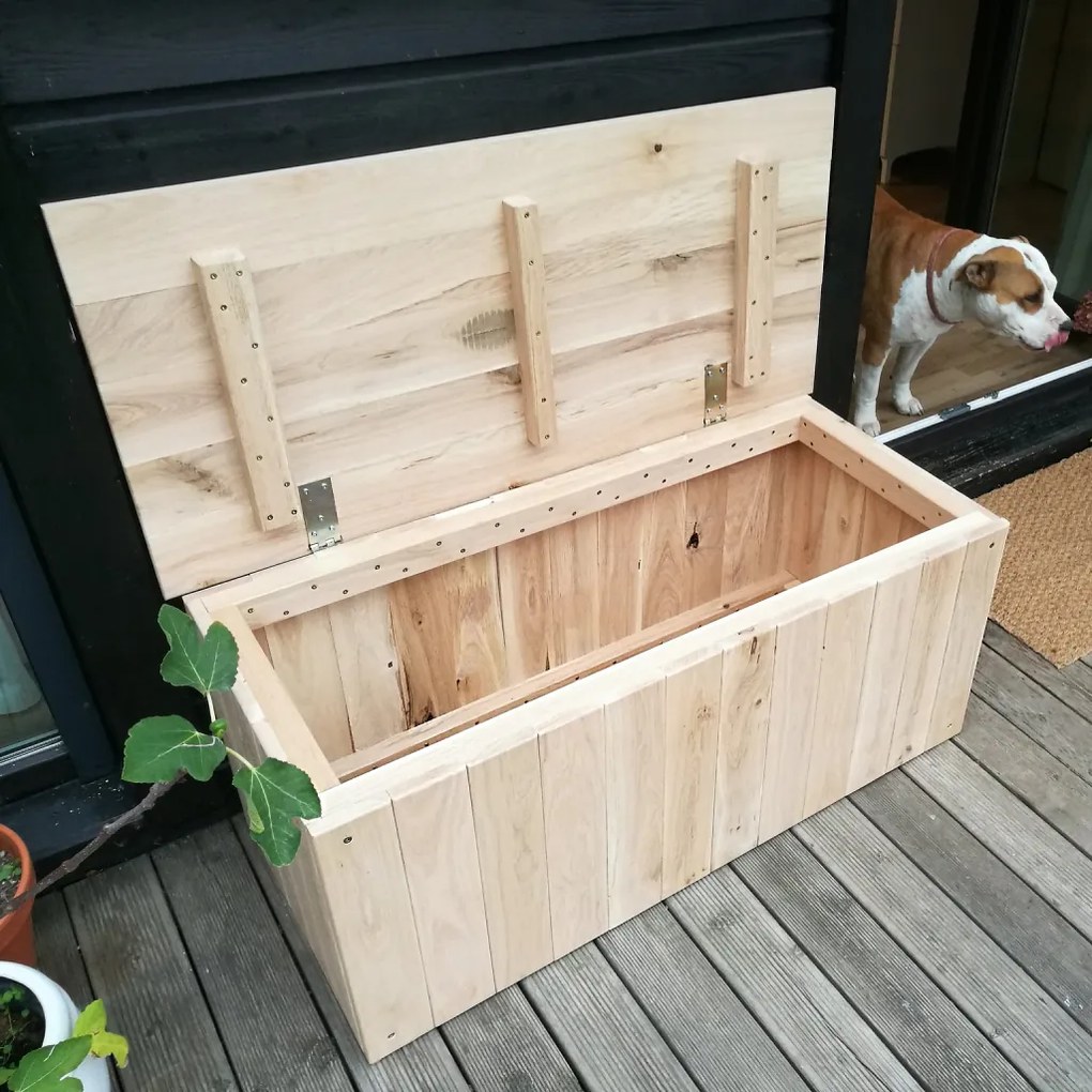 KULHÁNEK Box na polstry v klasickém provedení Délka: 110x50x47 cm, Odstín nátěru: lazura - teak