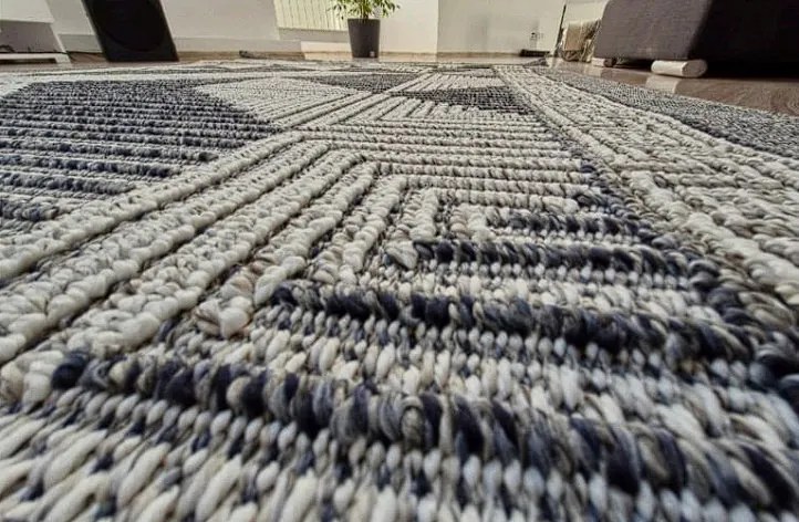 HU Šedý moderní koberec Boho 874-S s kostkovaným vzorem Rozměr: 60x100 cm