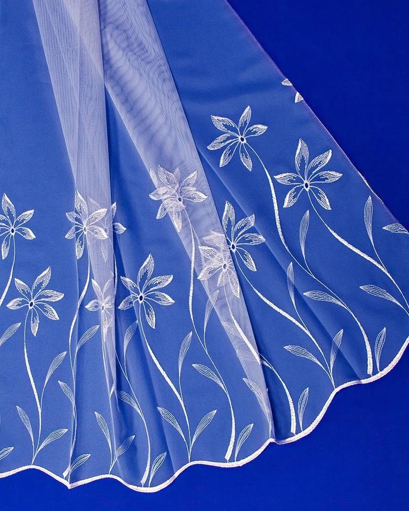 Českomoravská textilní organzová záclona V710 vyšívané květy, s bordurou, bílá, výška 140cm ( v metráži)