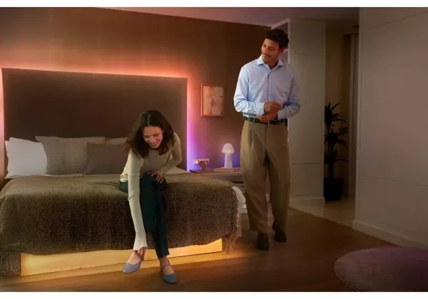 Philips - LED RGBW Stmívatelný pásek Hue FLUX 3m LED/12W/230V 2200-6500K
