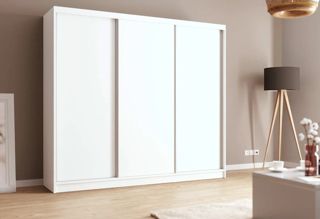 Luxusní bílá šatní skříň Remy 240 cm
