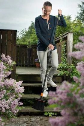 Fiskars QuikFit smeták, vymetací, 29cm (135534) 1001415
