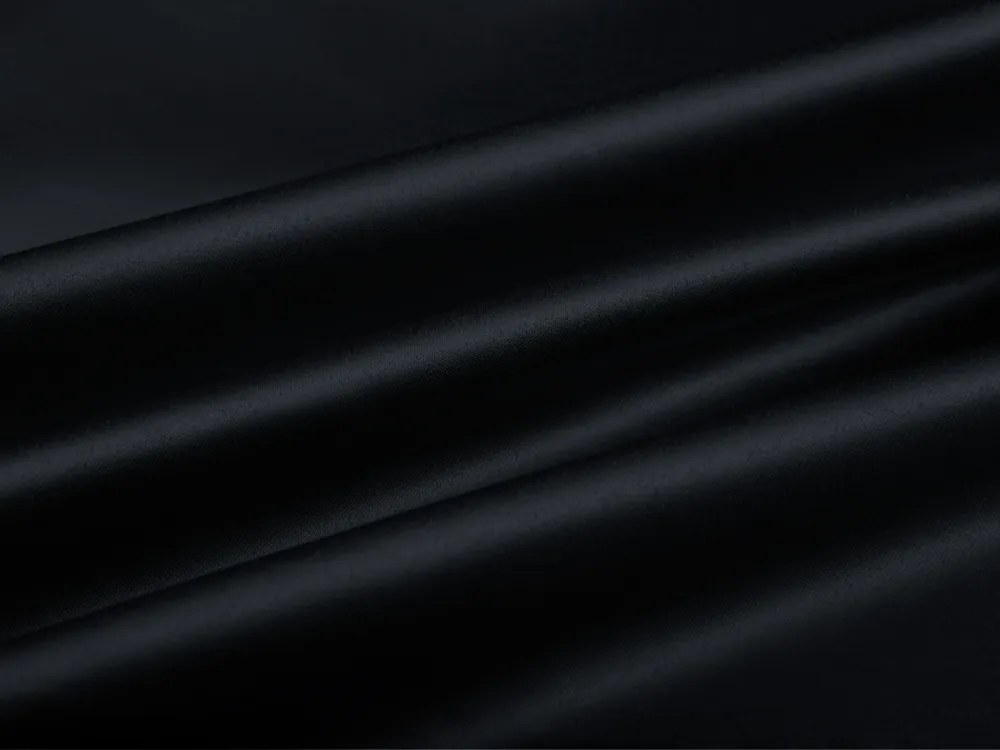 Biante Saténový kulatý ubrus polyesterový Satén LUX-026 Černý Ø 100 cm