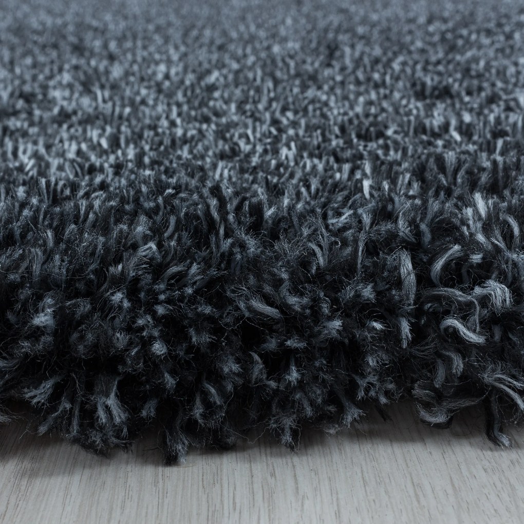 Ayyildiz Kusový koberec FLUFFY 3500, kulatý, Antracitová Rozměr koberce: 200 cm KRUH