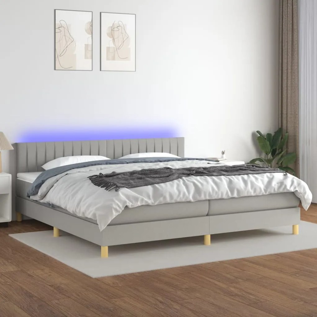Box spring postel s matrací a LED světle šedá 200x200 cm textil 3133901