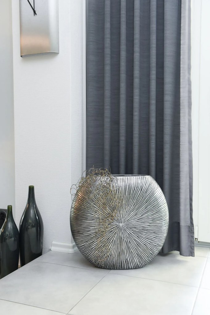 Dekorativní podlahová váza ATENA, sklolaminát, výška 50 cm, stříbrno-černá