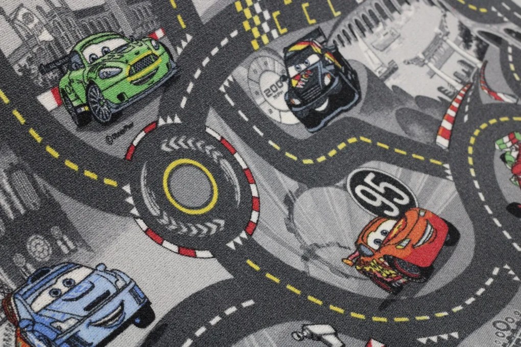 Metrážový dětský koberec The World of Cars 97