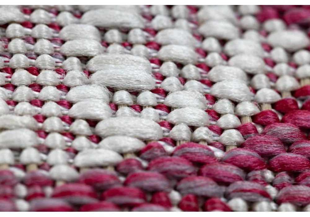 Kusový koberec Gita fuchsiový 140x190cm