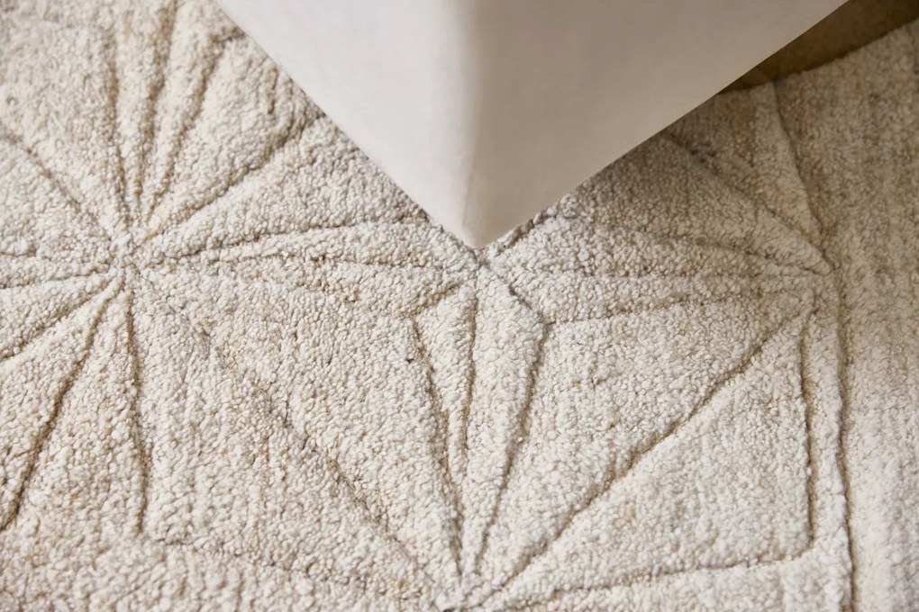 Diamond Carpets India, Ručně vázaný kusový koberec Michelangelo I DESP P105 (2), 80x150, bílá, ložnice