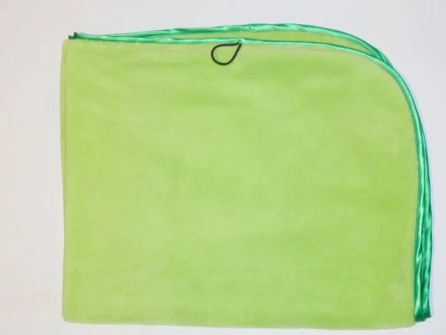 MeeMee Oboustranná deka 70x90 cm -zelená/hnědé růžičky