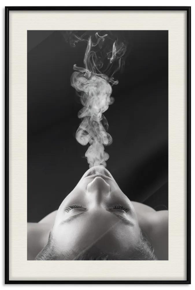 Plakát Kouřová Oblaka - černo-bílý ženský obličej s kouřem z úst