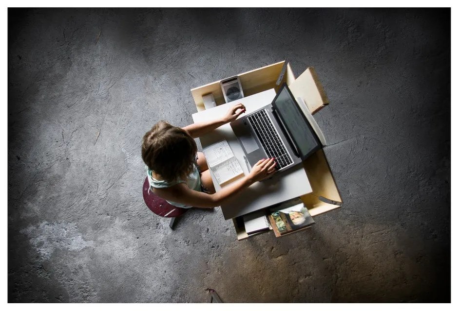 Bílý psací stůl s 1 šuplíkem EMKO My Writing Desk