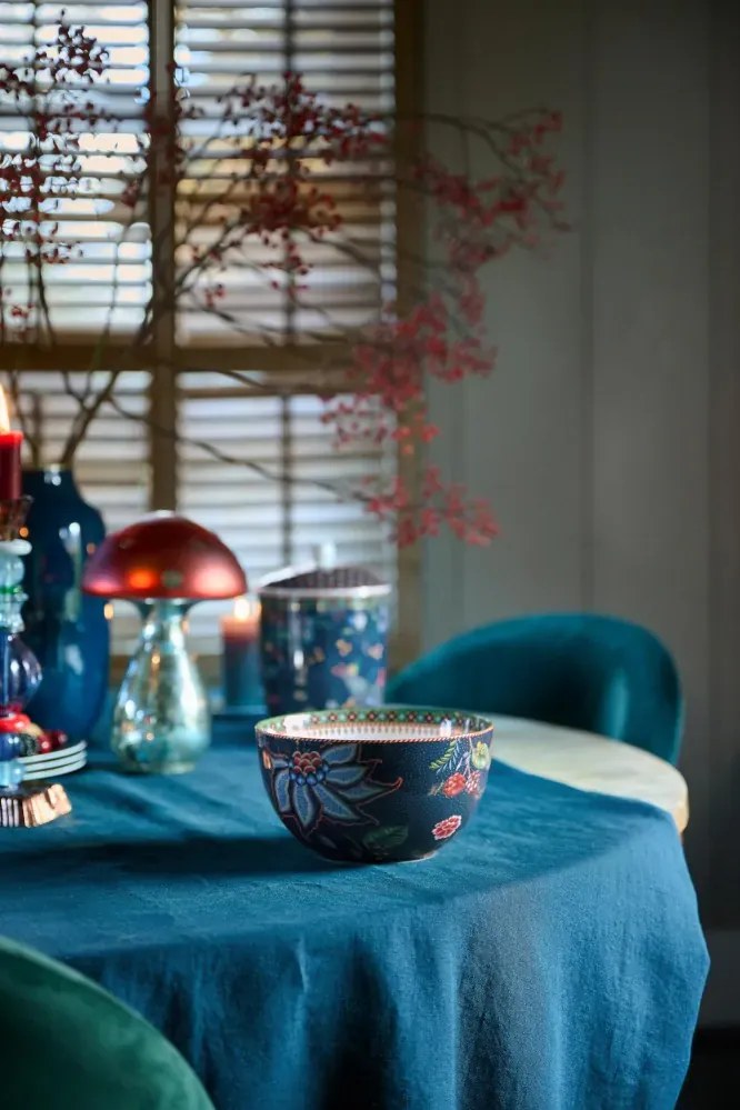 Pip Studio Berry Blues miska Ø 18cm, modrá (Mísa z tenkostěnného porcelánu na salát nebo špagety)