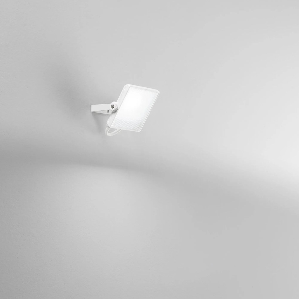 FAN LED-AXEL-10-BCO Venkovní reflektor AXEL LED, 10 W, CCT, bílá, IP65 - FANEUROPE