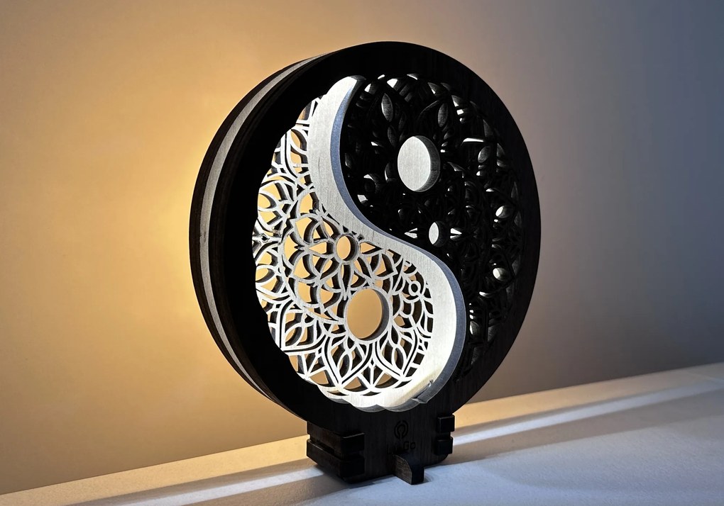 Li-Go "Jin Jang" lampa 20x22cm provedení povrchu: ořech