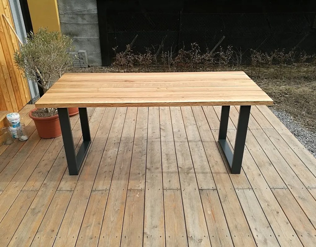 KULHÁNEK Zahradní stůl - kombinace dřeva a oceli Odstín nátěru: individuální, Velikost desky: 150x80 cm, Odstín podnože: antracit - RAL 7016